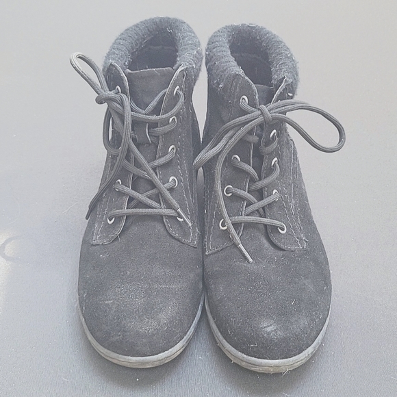 Cobbie Cuddlers | Shoes | Cobbie Cuddler Leather Boots Wide | Poshmark